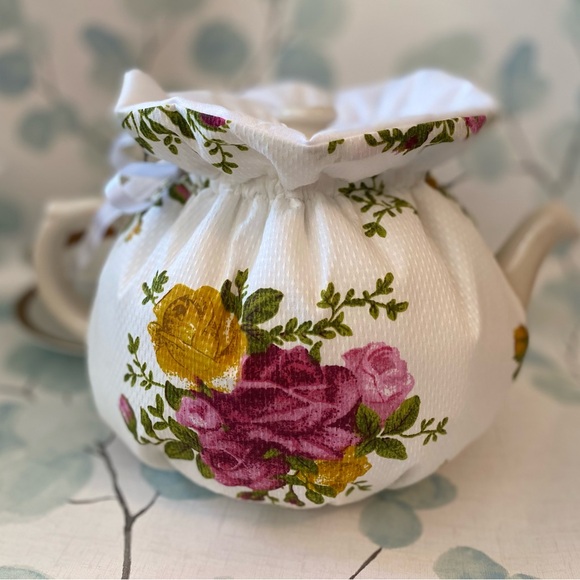 DausyTeaCozies | Kitchen | Royal Albert Old Country Roses Tea Cozy For ...